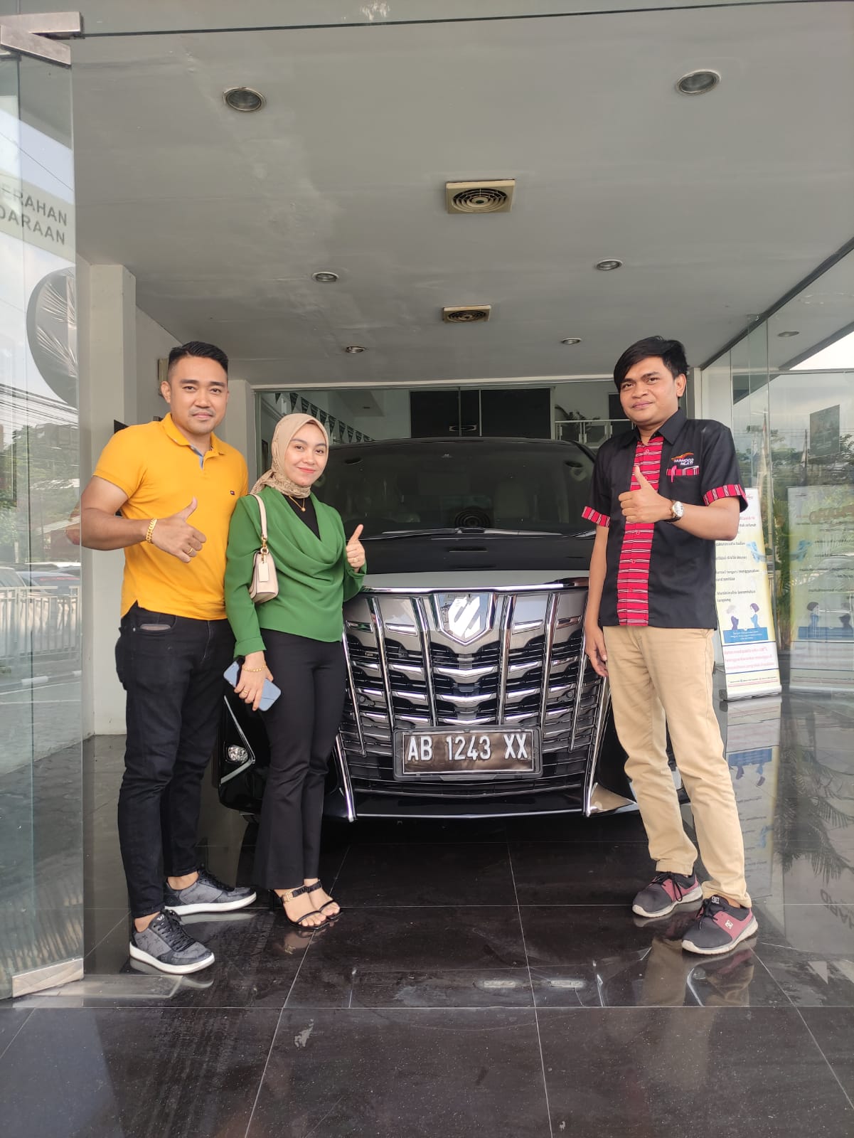 Foto Bersama Customer - Dealer Toyota Jogja – Nasmoco Jogja – Termurah ...